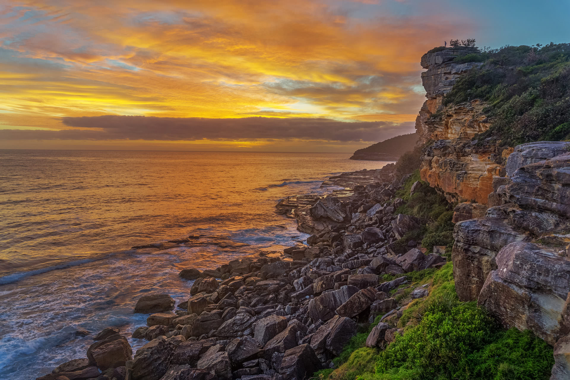 Another Glorious Manly Sunrise ‣ In The Viewfinder