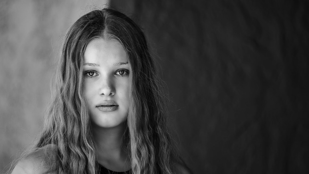 Portraits In Black And White ‣ In The Viewfinder